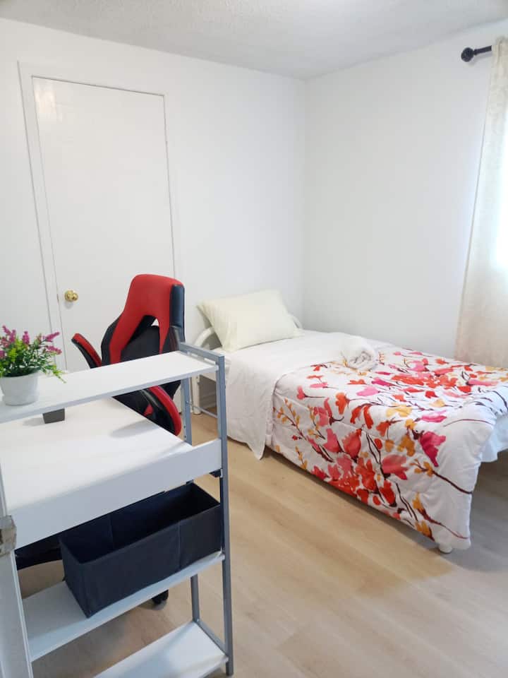#3privateroom_close_uoit/coll. - Oshawa