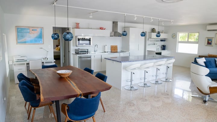 Raya Islamorada - Islamorada, FL