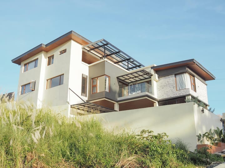 Baudains Mansion - Binangonan