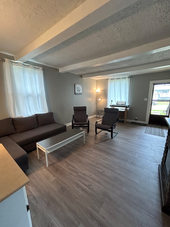 Glory House! - Edson