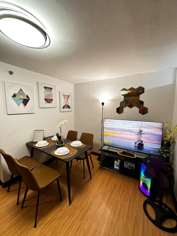 Chez Devine: Modern Rustic - Imus