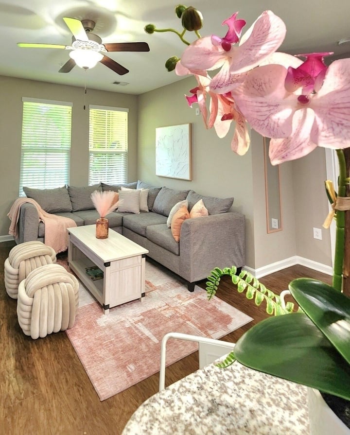 Pool & Gym – 7 Day Minimum Stay - Fort Mill, SC