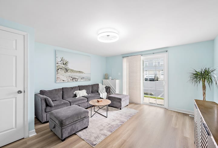 Spacious, Newly Renovated - Ocean City, MD