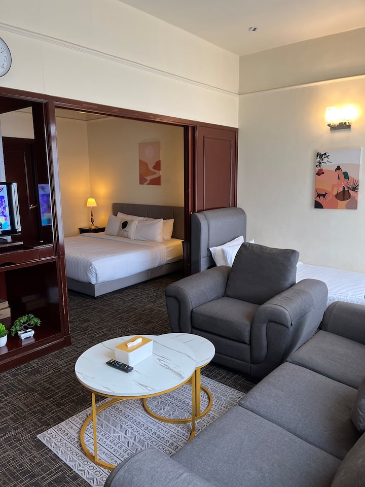 Luxhouz Suites At Times Square Kuala Lumpur - Kuala Lumpur