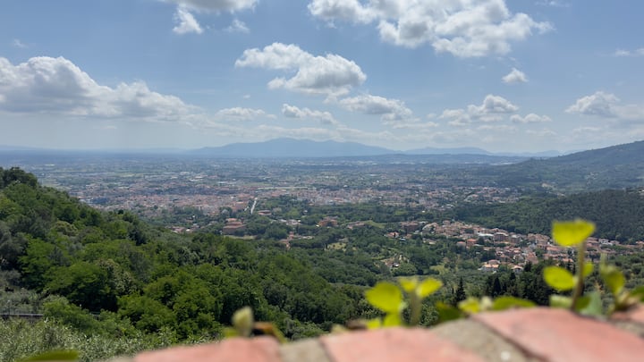 Tuscan Hideaway With Scenic View & Free Parking - Montecatini Terme