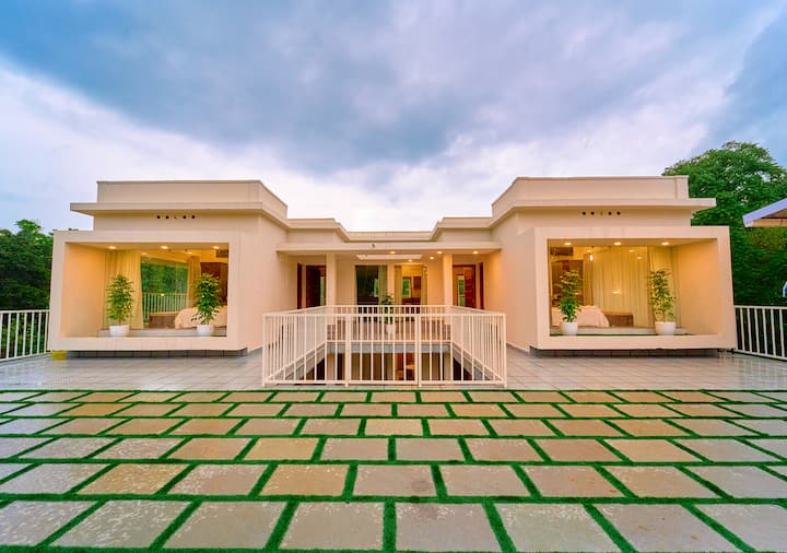 8 Bedroom Private Luxury Villa Withpool In Vagamon - Vagamon