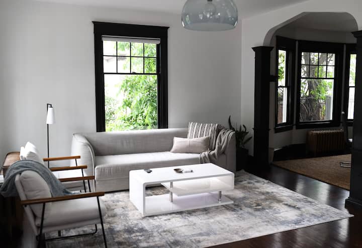 Classic Urban Oasis - Edina, MN