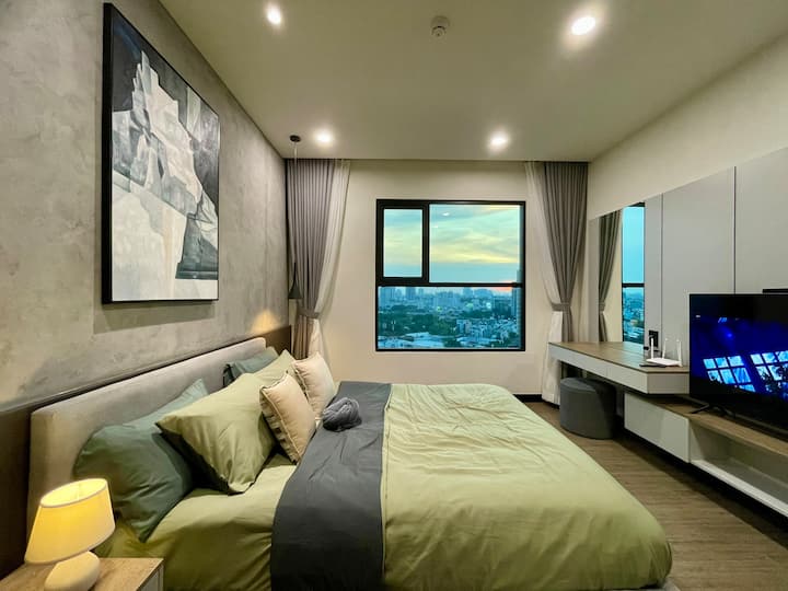 Newly Built - Stylist - 5 Min To D1 - Studio - Vietnam