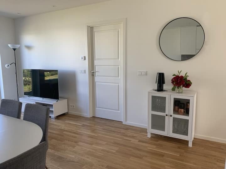New Cosy And Stylish Apartment In Hauganes - Greenland