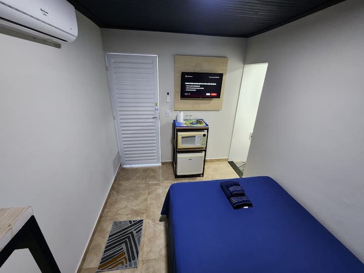 Quarto Mobiliado Em Lins - Lins