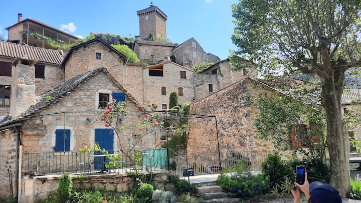 Maison De Vacances Avec Jardin - Le Rozier
