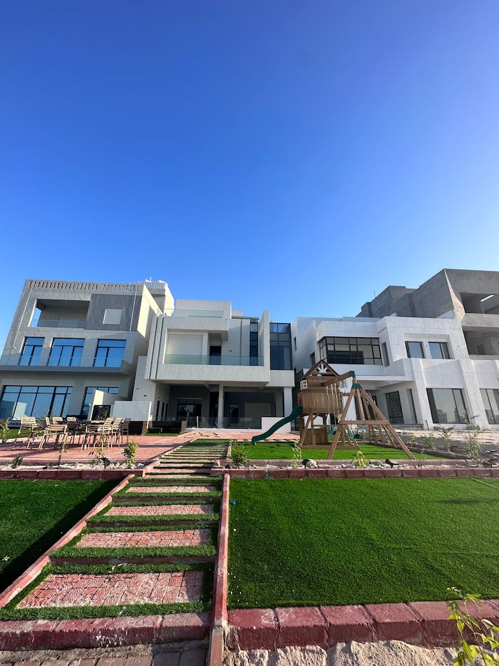 Marsen Chalet (Beach House) - Kuwait