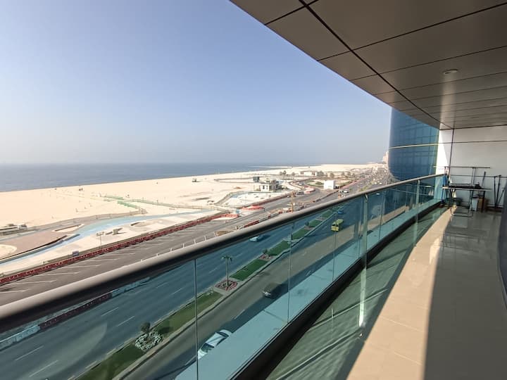 Very Large, Luxurious, Full Sea View 2br Apartment - Ajman