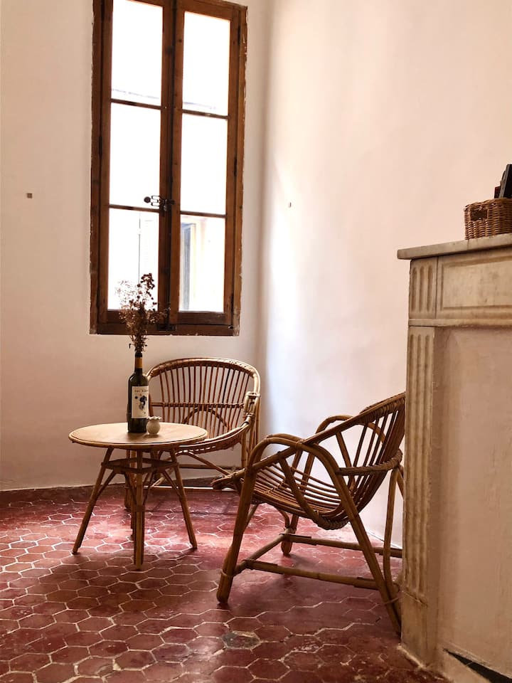 Appartement De Caractère En Coeur De Ville - 라 시오타