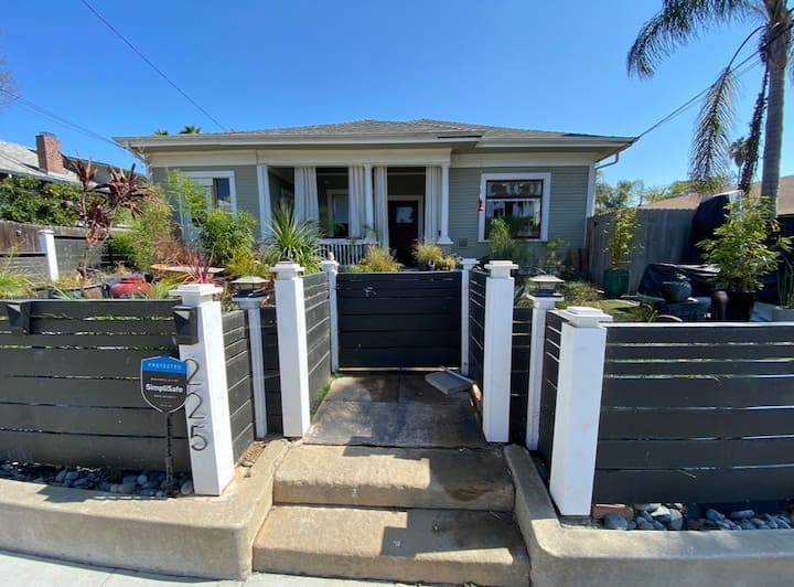 Upscale Downtown Oasis - Santa Barbara, CA