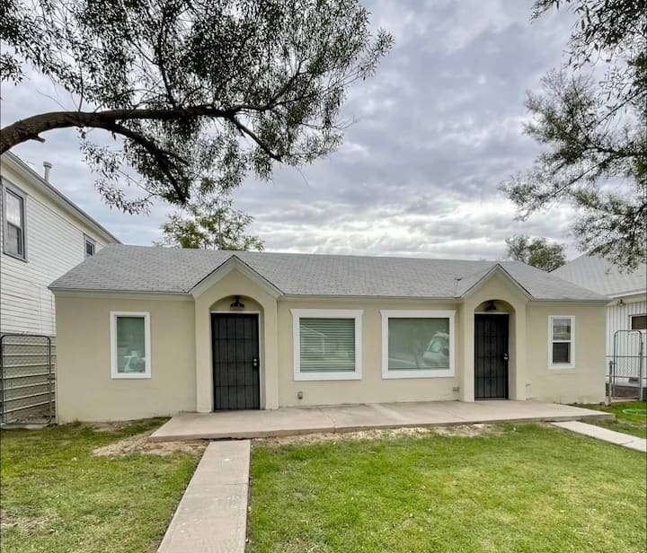 Casa Uno - Roswell, NM