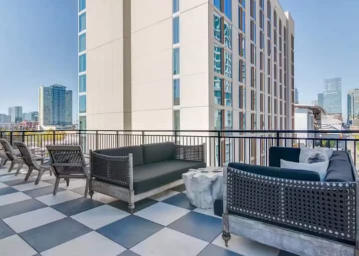 Downtown Nashville| Walk To Broadway & Bridgestone - Nashville, TN