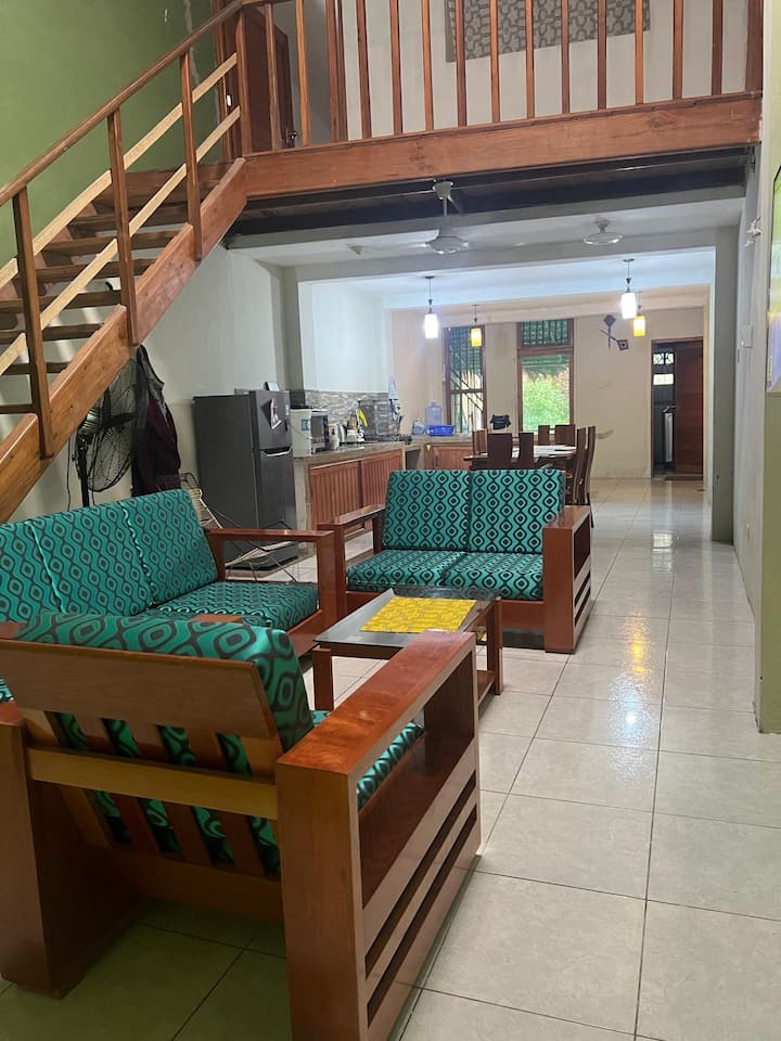 La Mariposa 
 Jungle House - Iquitos