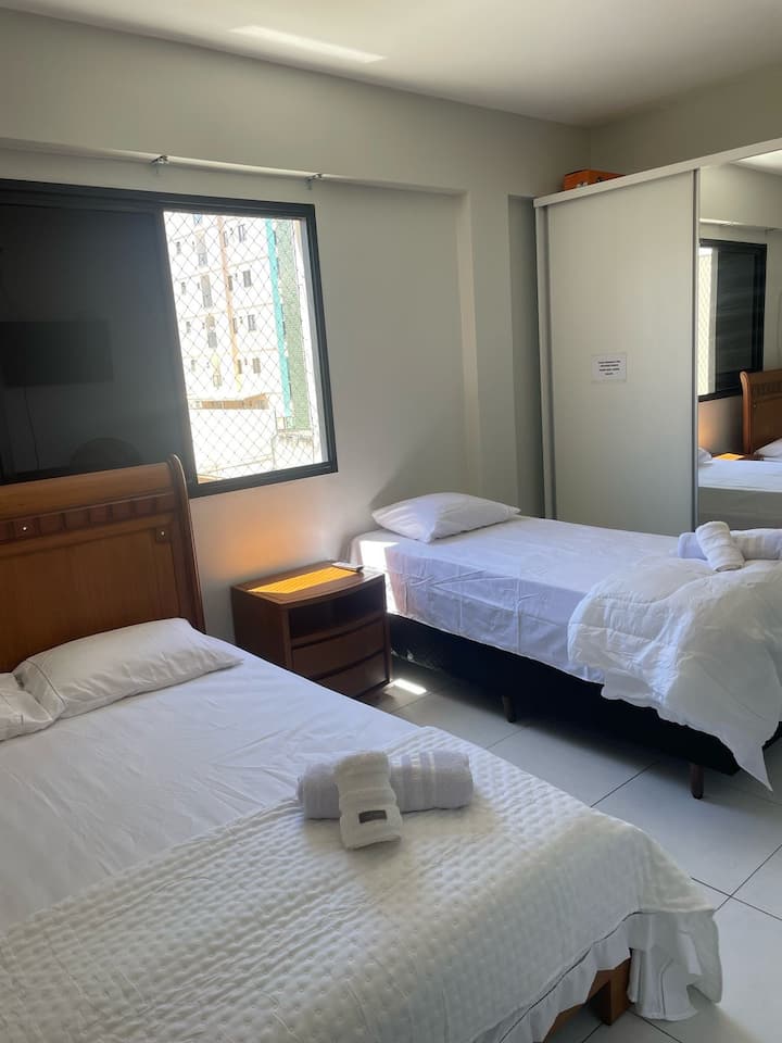 Apto Na Praia Do Morro Guarapari, Garagem, Ar-wifi - Espírito Santo