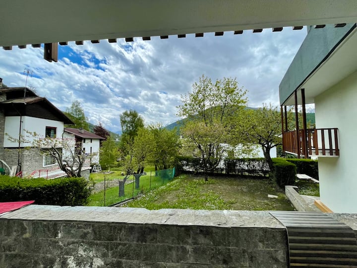 Bilocale Con Balcone In Centro - Bardonecchia