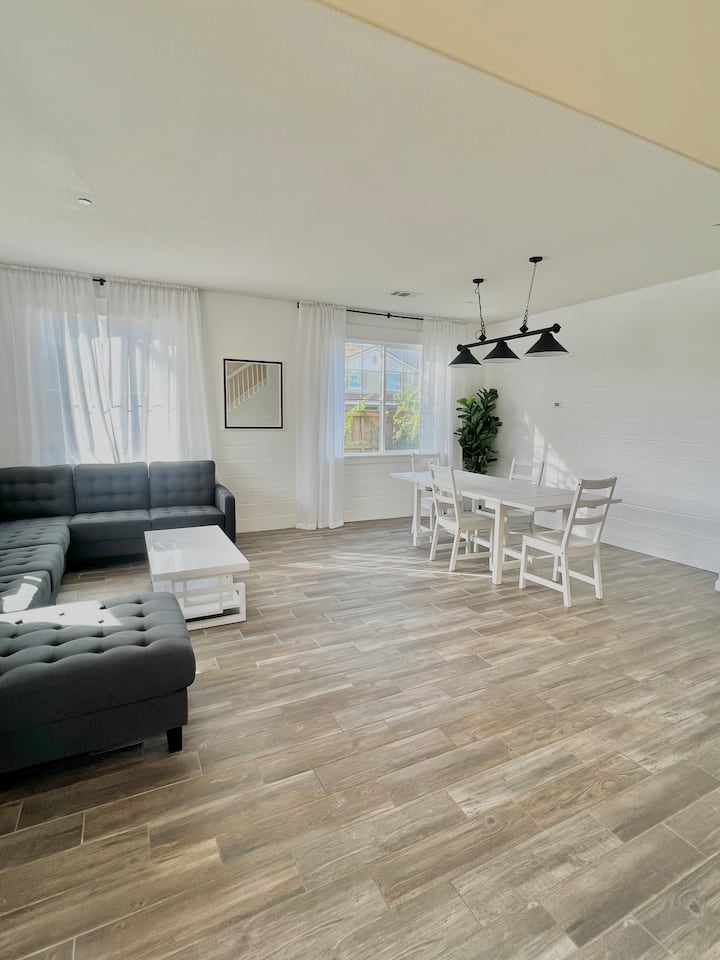 Napa/silverado Resort Within 20 Min - Fairfield, CA