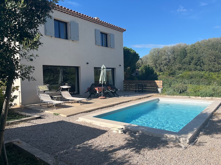 Bastide Récente à 5 Min Du Centre Pour 6 Personnes - Venelles