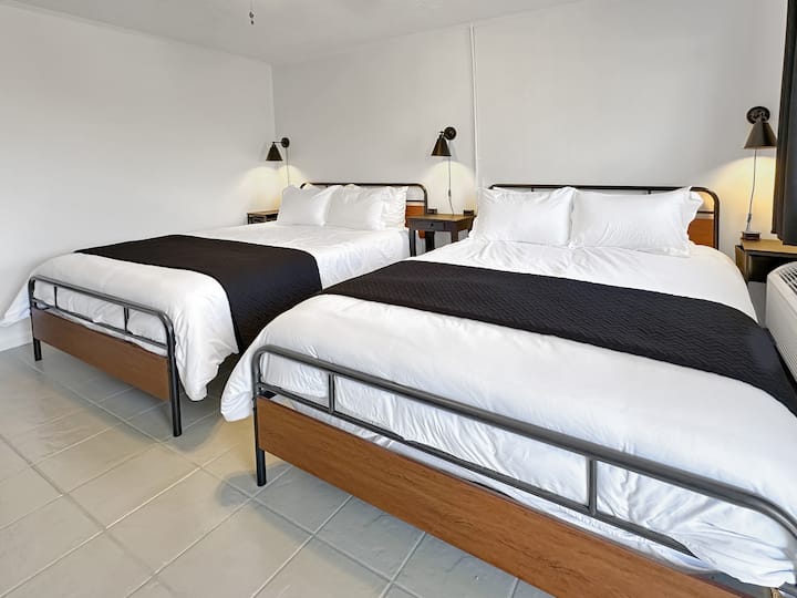 Blue Ridge Lodge - Room #11 - Blue Ridge, GA