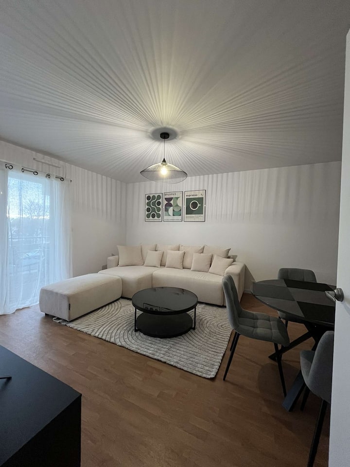 Appartement Chaleureux à Deux Pas De La Mer - Morgat