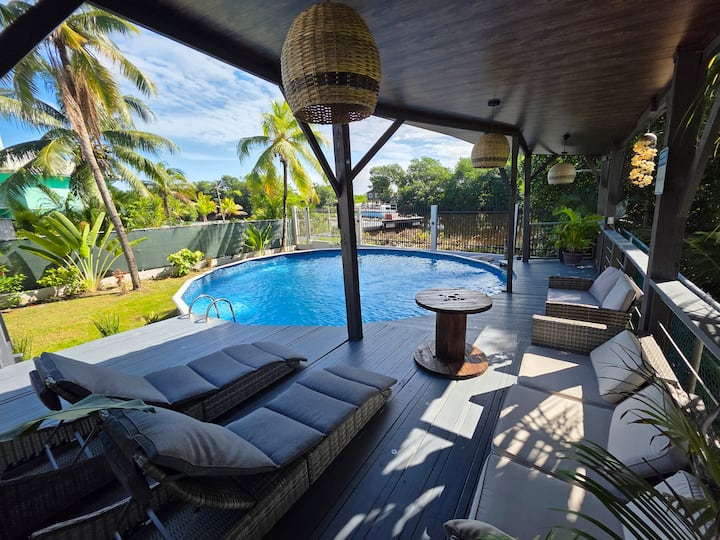 Luxurious 1 Bed 1 Bath With Pool! -Apartment 2 - Belize