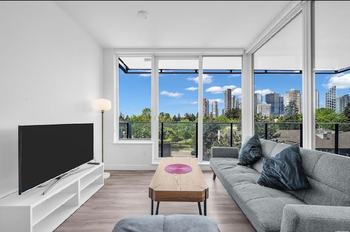 Spacious 3b+2b Condon/dm For Monthly Rent - Burnaby