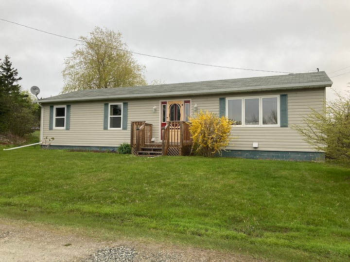 High Road Cottage - Cape Breton Island