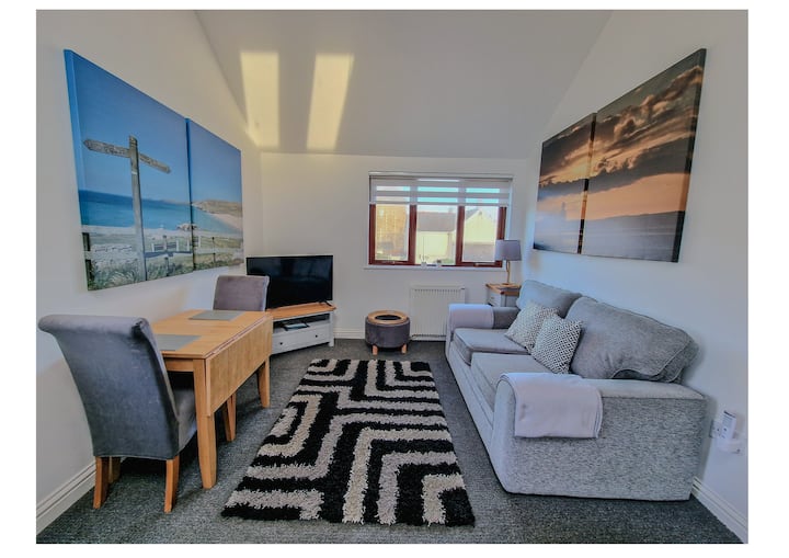 Beachside Apartment In Perranporth – Dog-friendly - St Agnes
