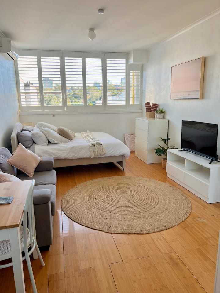 Central Cosy Modern Studio - Manly