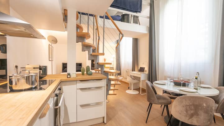 Duplex House Private Courtyard – Batignolles Paris - Paris