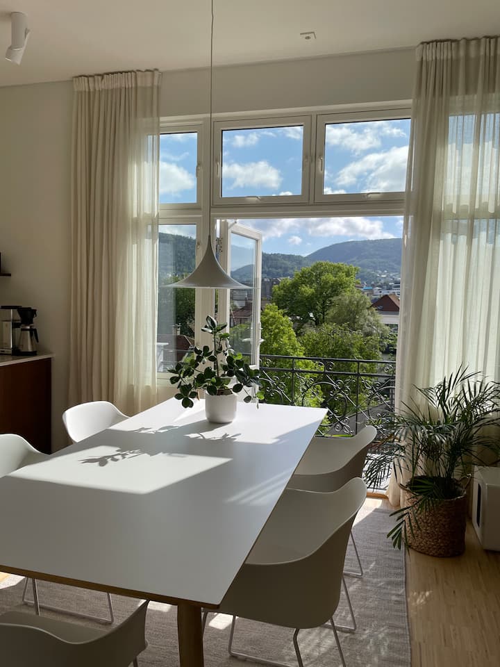 Elegant Sentrumsperle - Bergen