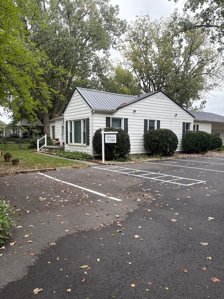 Spacious Ranch Just Outside City Limits - Bowling Green, OH