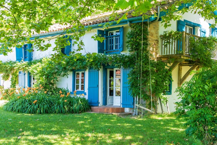 Maison De Charme Avec Jacuzzi - Ascain