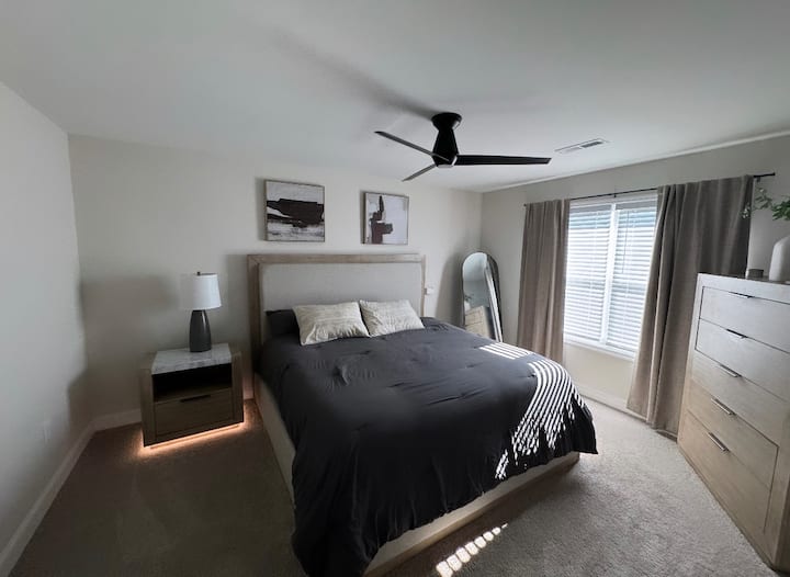Cozy Huntsville Get Away - Huntsville, AL