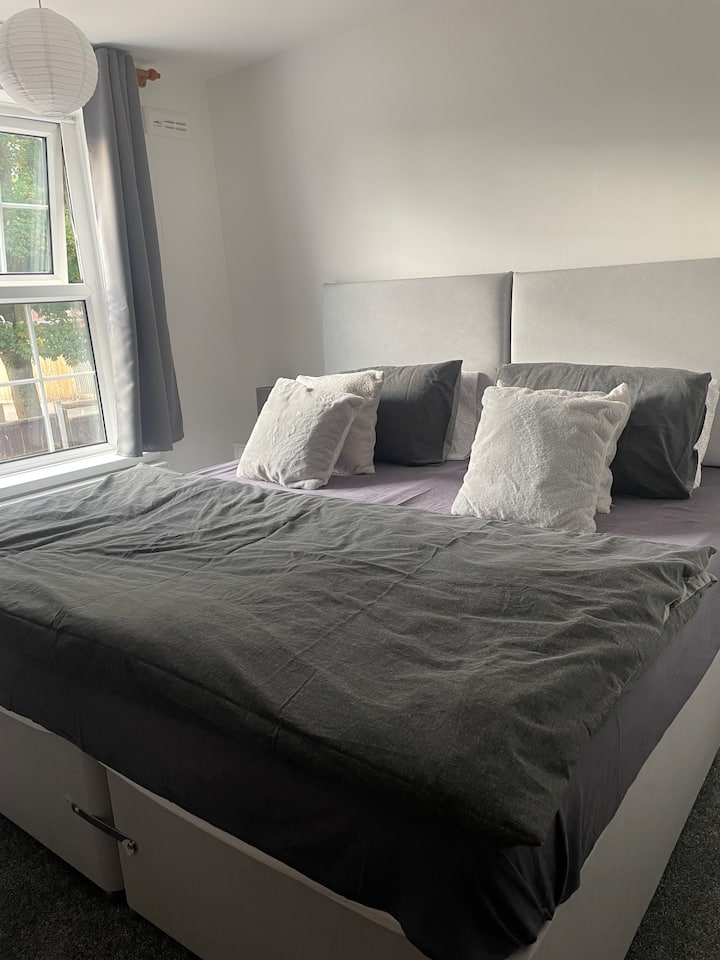 Shared House - Nightingale Lane, Wellingborough - 韋靈伯勒