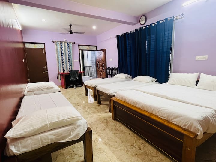Green View Stays R5 - Belur