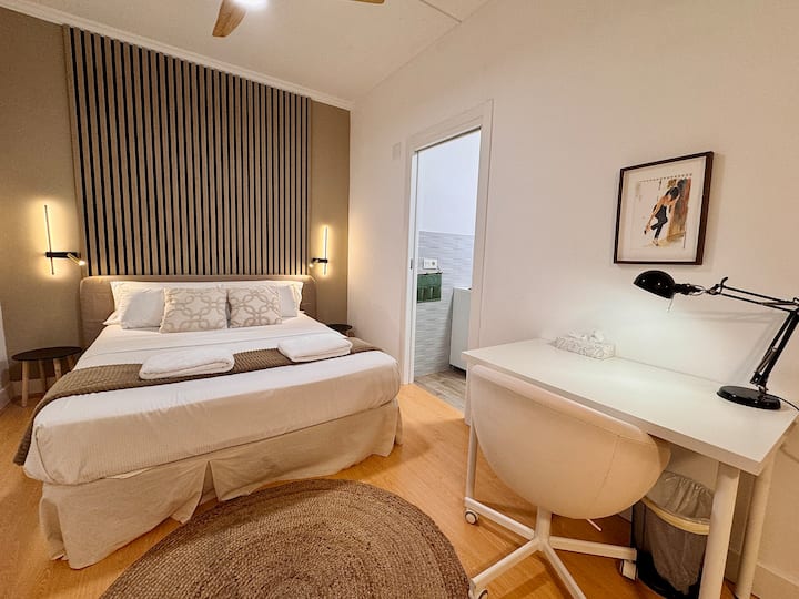 Suite Interior Con Baño Privado - Logroño