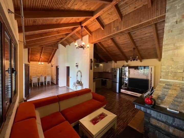 Villa Ymeri - Tirane