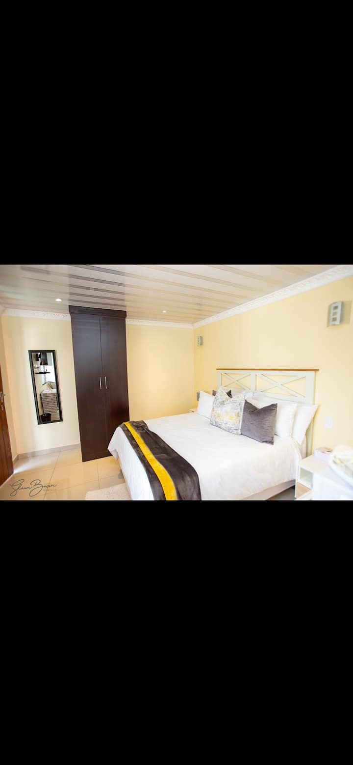 Cozy Family Home In Noordwyk - Midrand