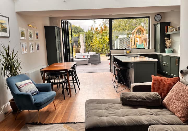 Dublin City Retreat - Dublin, Ireland