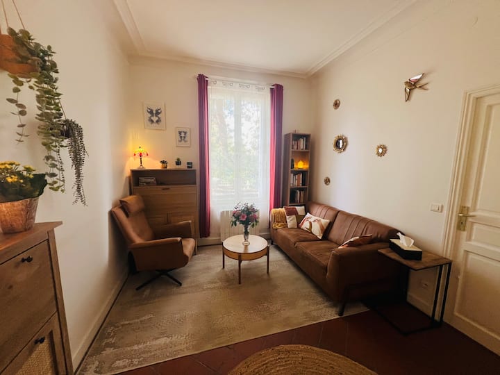 Charmant Appartement - Métro 6 - AccorHotels Arena