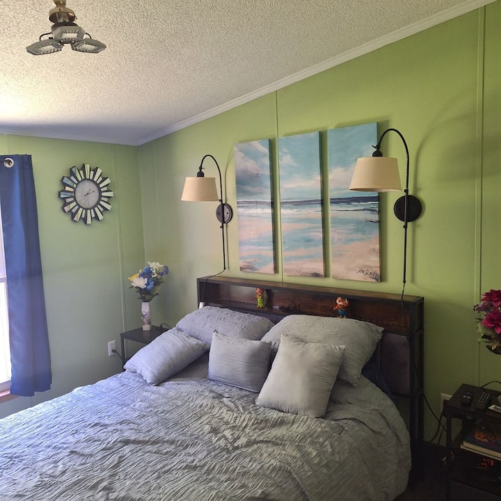 Private Room In The Country Close To Thruway - Fredonia, NY