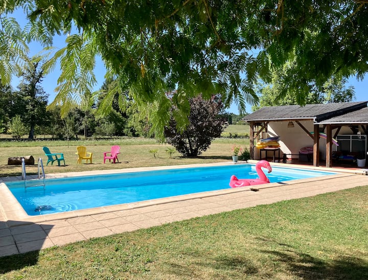 Maison En Pierres Avec Piscine Privée, - Brantôme en Périgord