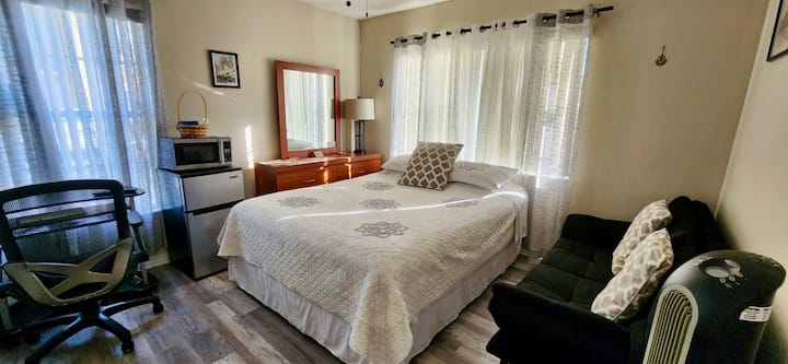 Peaceful Bedroom With Bath In Orlando/kissimmee - Kissimmee, FL