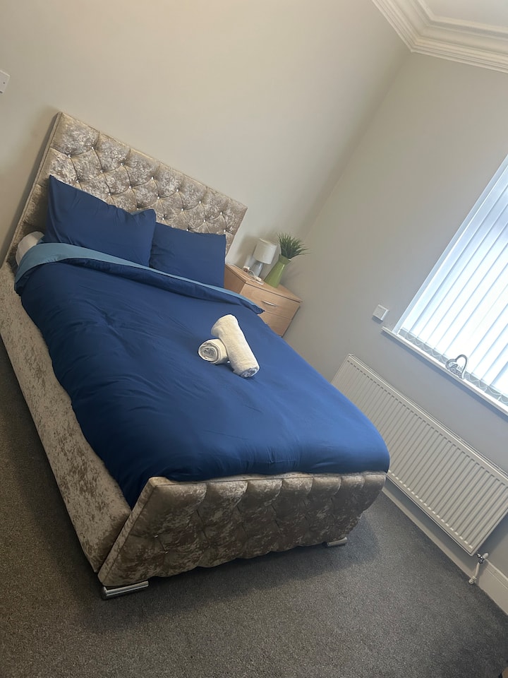 Brunswick Place - Stoke-on-Trent