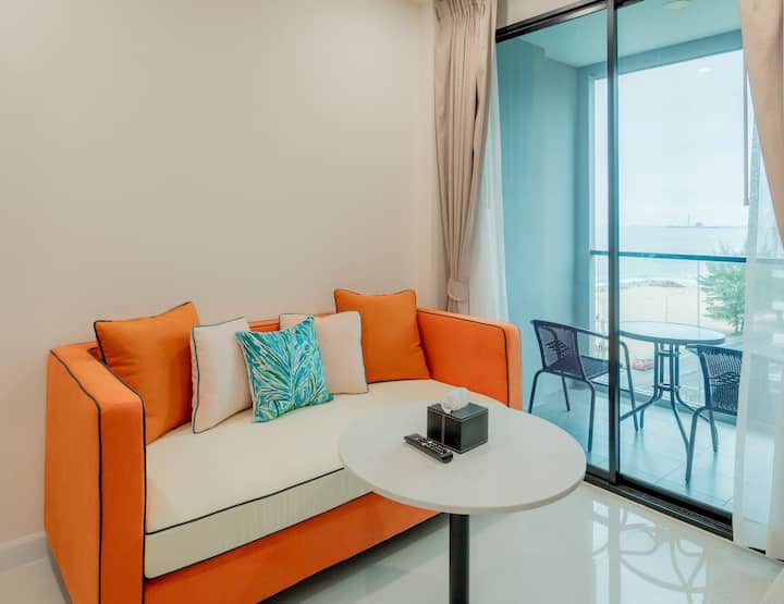 Luxurious 1bedroom Beachfront Escape - Rayong
